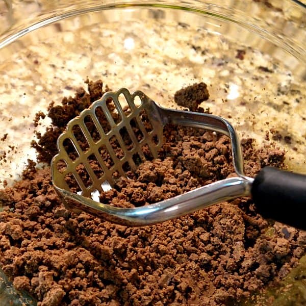 DIY: How to Make Acorn Flour